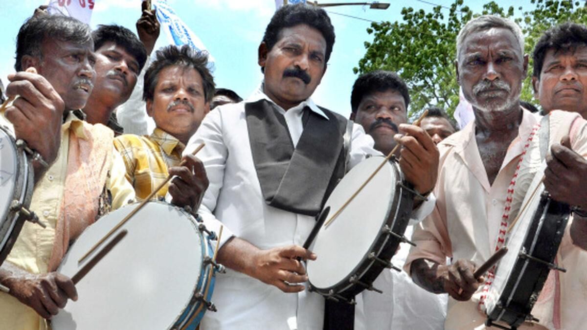 ఎస్సీ వర్గీకరణపై మూడవ చూపు మాట ఏమిటి? | Future of Madiga Dandora and SC ...