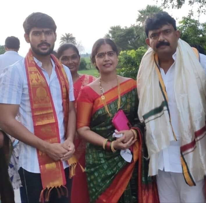 మాజీ మంత్రి పేర్ని నాని కుటుంబం పరారీలో ఉందా? | Ex-Minister Perni Nani's family is on the run?