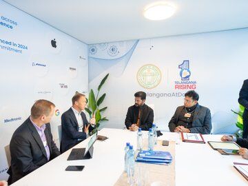 Revanth Reddy | దావోస్‌లో సీఎం రేవంత్ తొలి ఒప్పందం.. | CM Revanth Reddy ...