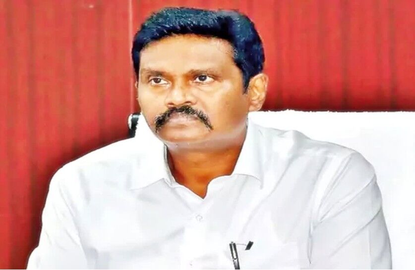 ఐపీఎస్ సునీల్ కుమార్ ఎందుకు టార్గెట్ అయ్యారు? | IPS Sunil Kumar has ...