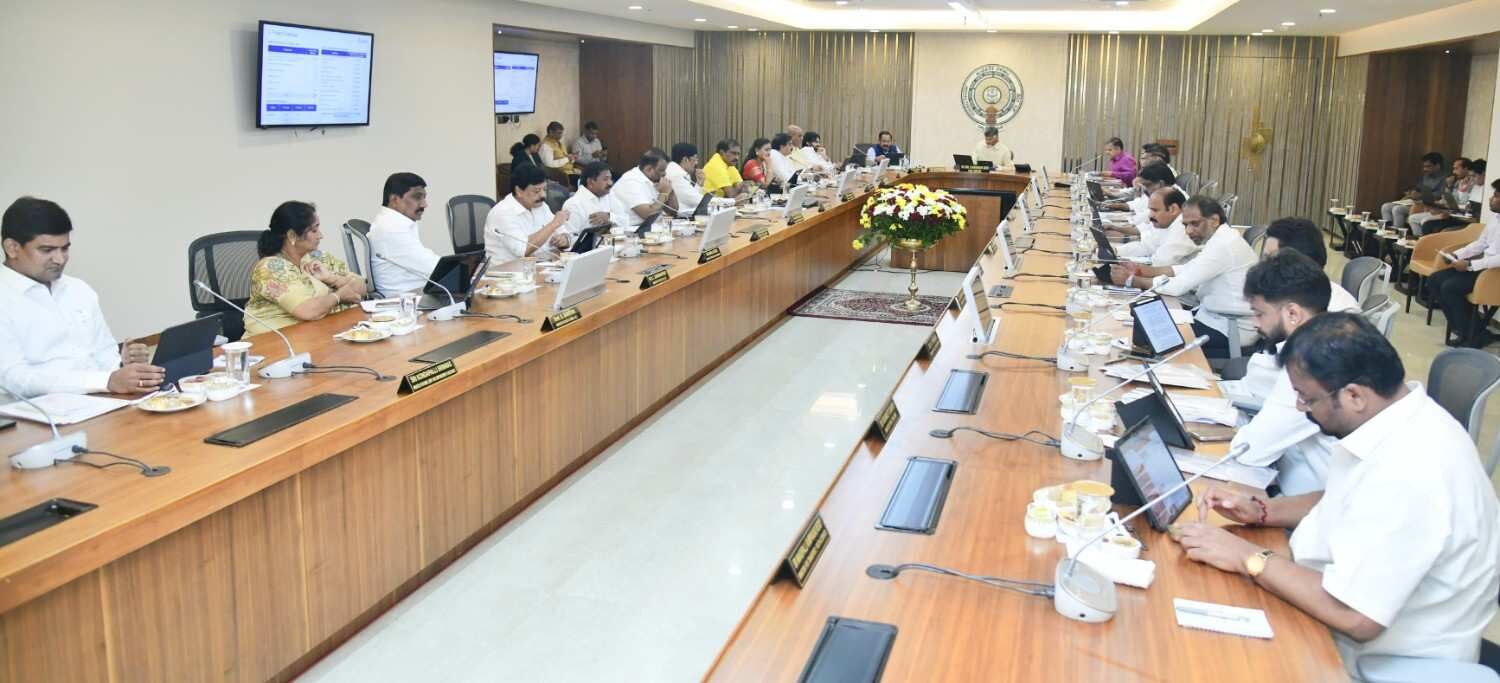 ఆంధ్రాలో మరొక ‘జగన్ చాప్టర్’ క్లోజ్... | Another 'Jagan Chapter' closes ...