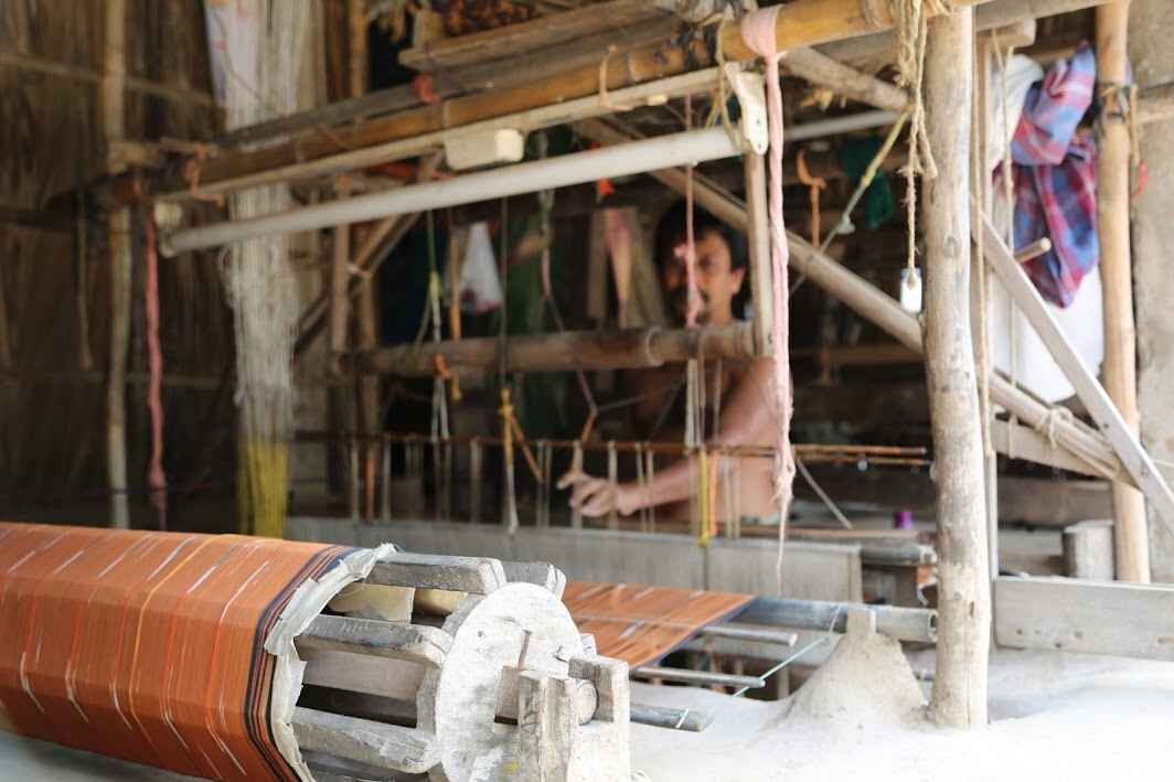 ప్రభుత్వ విధానాలతో చిక్కి శల్యమవుతున్న చేనేతల బతుకు. | Handloom Workers ...